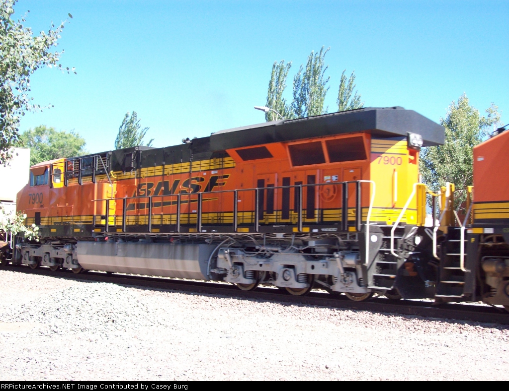 BNSF 7900